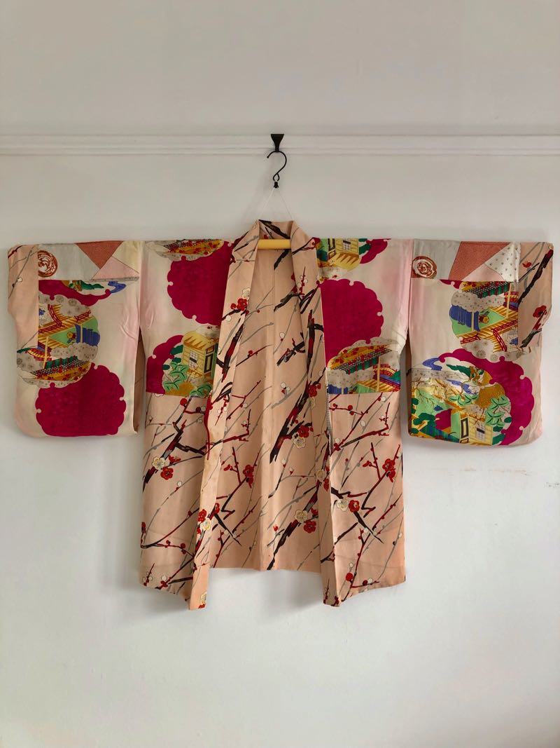 Here Comes Spring womens baby pink silk haori kimono jacket red & white ...