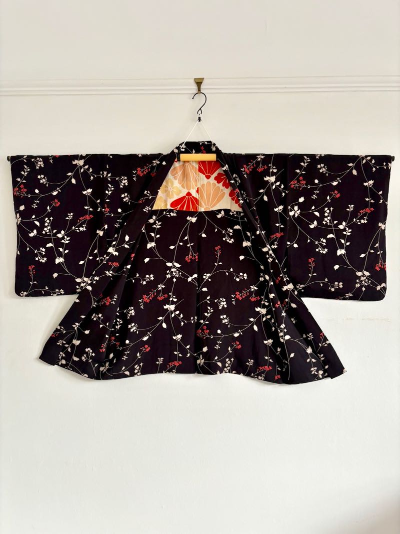 Menuet womens black kinsha fine crepe silk haori kimono jacket red ...